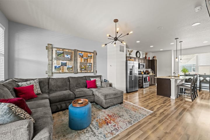 Awesome Balcony | Near Denver & Boulder | Firepit - Broomfield, CO