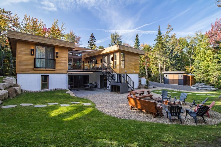 L'ambitieux De Charlevoix - Charlevoix