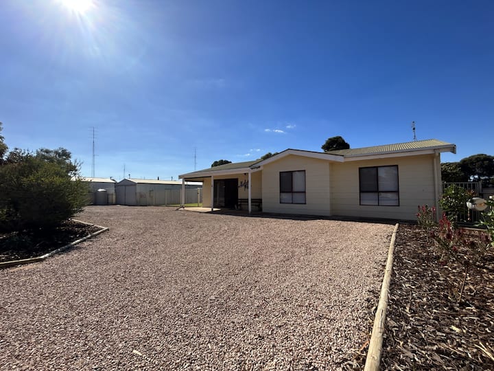 Baileys Place - Beach Haven - Moonta Bay - Port Hughes