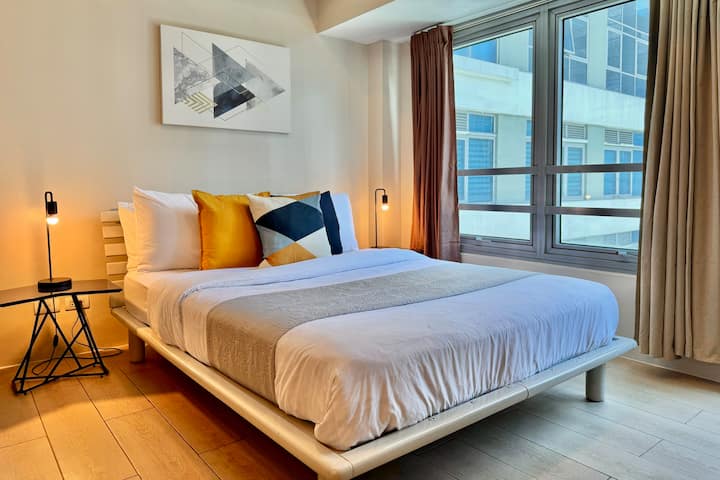 Cozy And Warm Unit In Eastwood W/ 100mbps Wifi & N - Quezon City