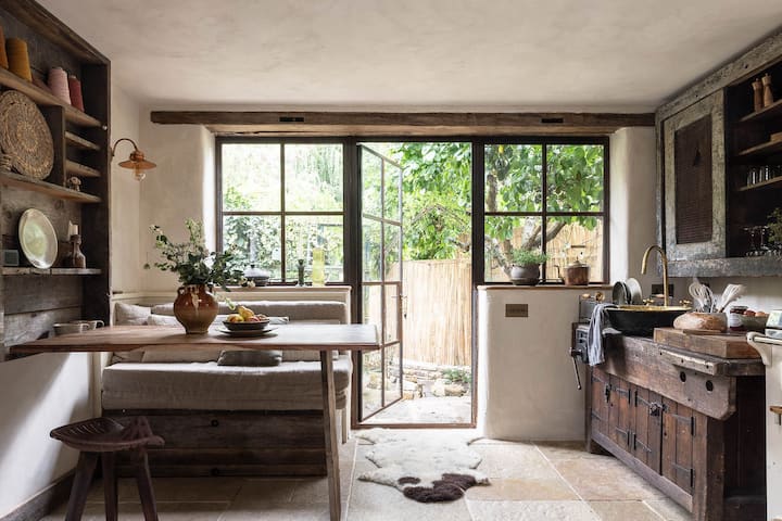 Cosy Cowshed Retreat - Chipping Campden