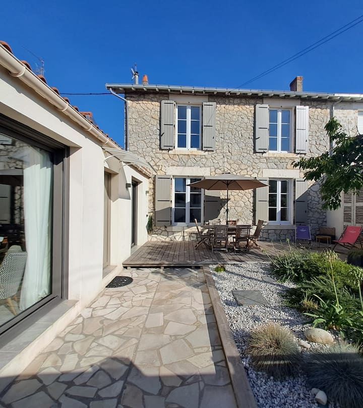 L'armada, Proche Gare Et Centre, Lr139 - La Rochelle