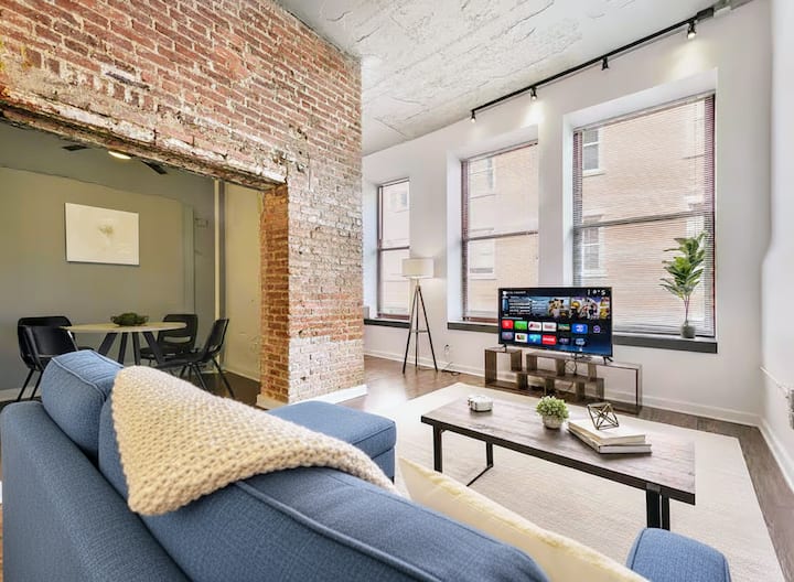 1 Br Downtown Pittsburgh With Best Roof Top View - Pittsburgh