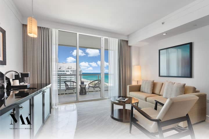 Fontainebleau, High Floor W/ Ocean + Resort Views - Miami Beach, FL