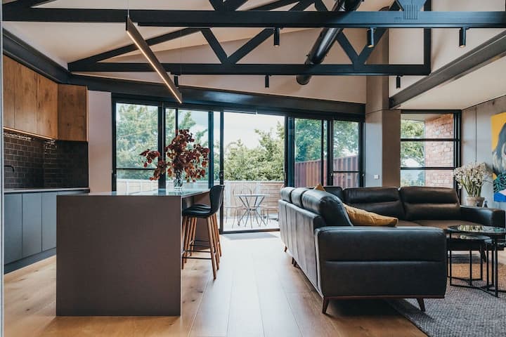 Mews Cottages - Warehouse - 기즈본