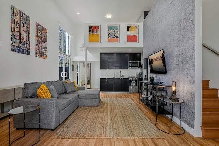 Chic Urban Loft In The Heart Of Little Italy - Point Loma - San Diego