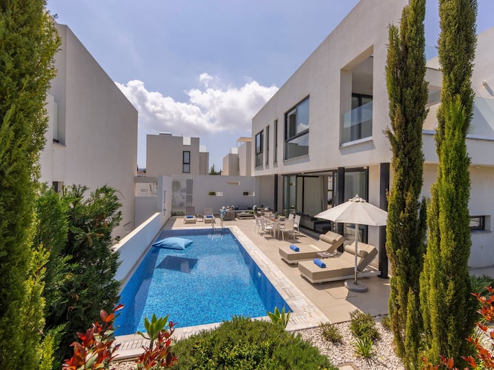 2 Bedroom Villa With Pool - Ayia Napa