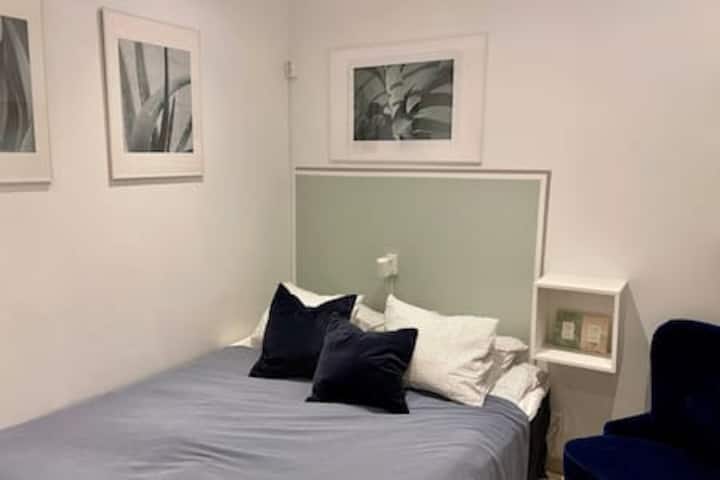 Semi-automatic Mini-hotel (#2) - 스톡홀름