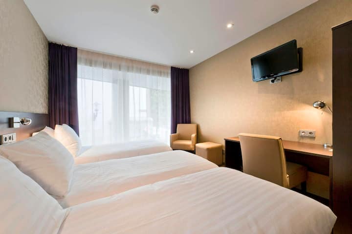 Triple Room At Hotel Espresso In A Chill Area - Amsterdam