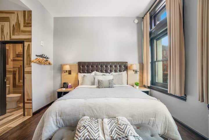 Fantastic En Suite Boutique Studio - Denver, CO