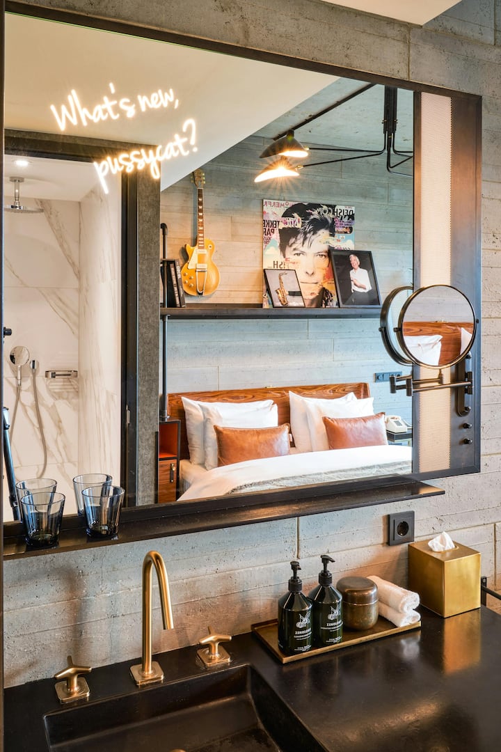 Deluxe Room At Sir Adam Hotel - Ámsterdam