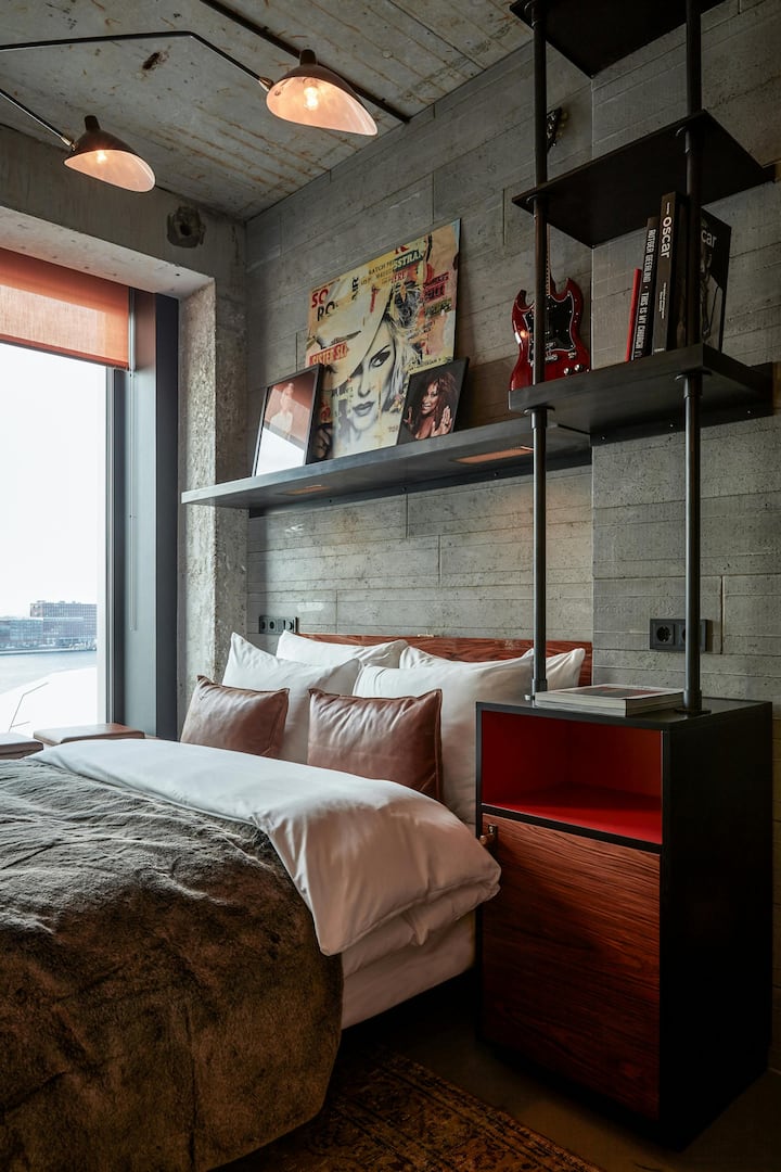 Residence At Sir Albert With Canal Views - Amsterdam