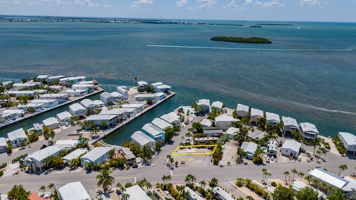 Rv Lot 69 Venture Out Lot 35' X 69' - Big Pine Key, FL