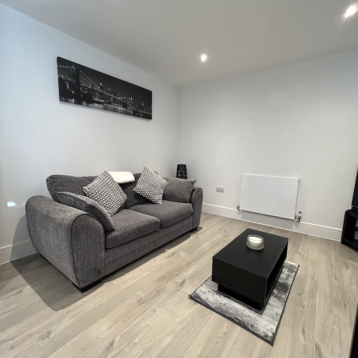 Moderne-condominium-apartment-sdb Privée Avec Baig - Tonbridge
