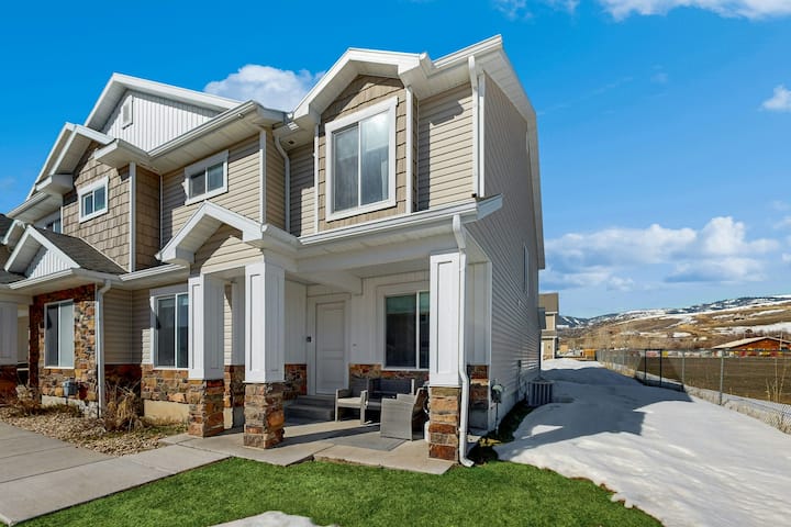 3br Mtn-view Townhouse With Pickleball Courts - Bear Lake