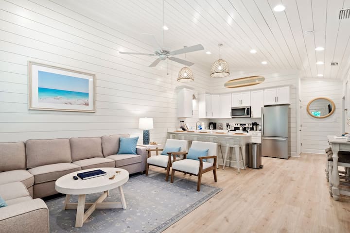 Summertime Retreat On Oleander - Unit C - Hernando Beach, AL