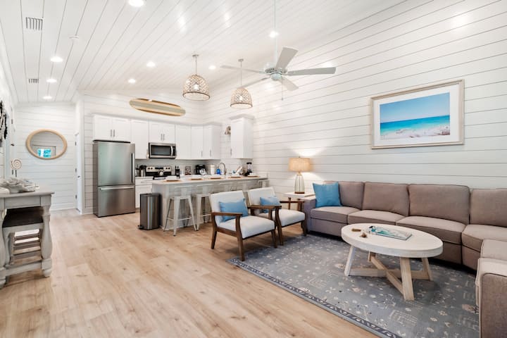 Luxury Autumn Retreat On Oleander - Unit D - Dauphin Island, AL