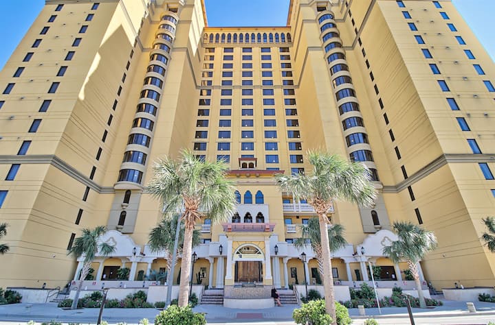 Beautiful 5-star Luxury Oceanfront Condo 3 B/3 B - Myrtle Beach, SC