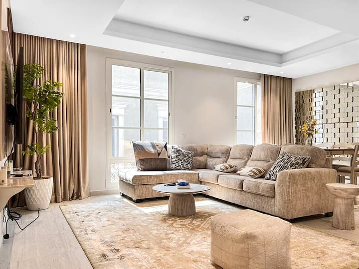 Gr - High-end 3 Bedroom Apartment | Prime Location - Riyadh King Khalid Airport (RUH)