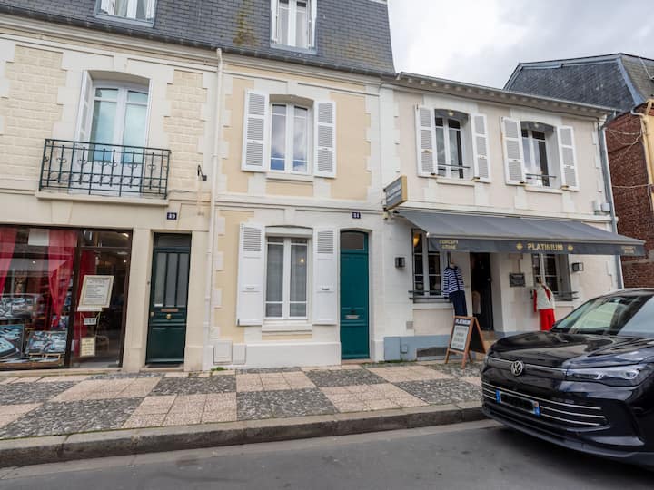 Gambetta By Interhome - Deauville