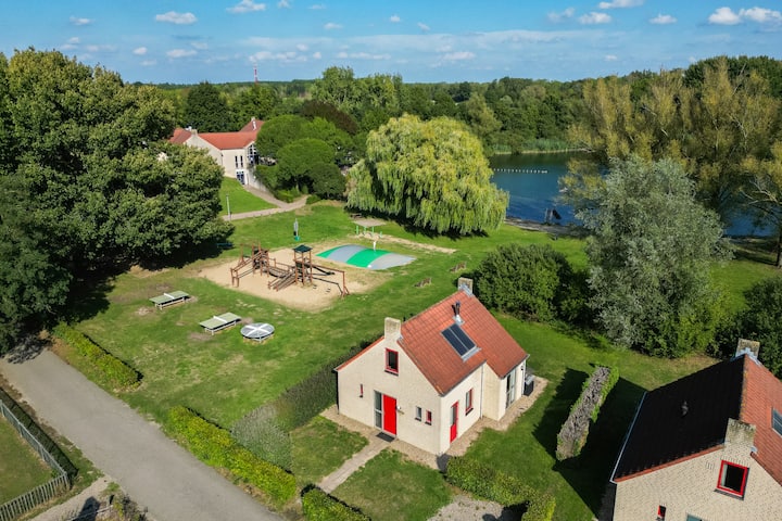 Vakantiewoning 6 Pers Aan Zwemplas En Speeltuin - Nijmegen