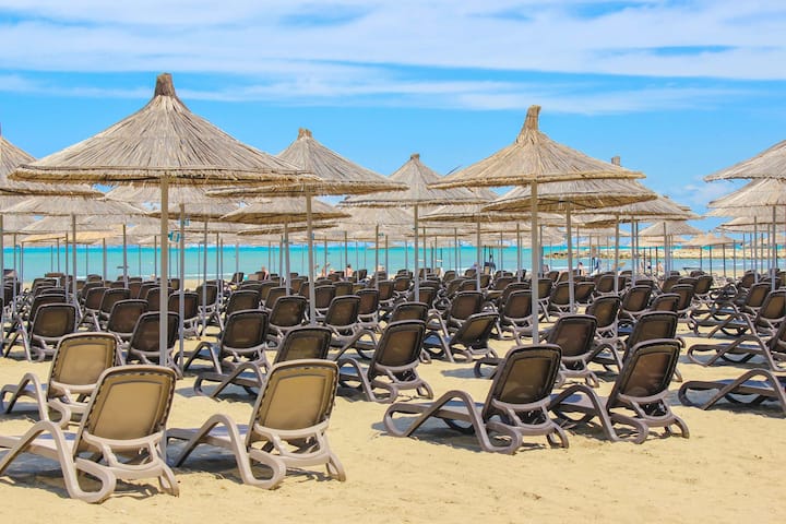 2 Bedroom Apartment 928 - Qerret