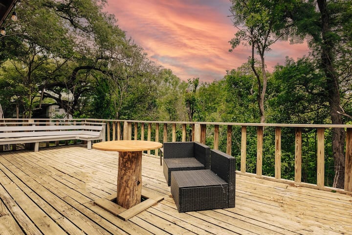 Magictreehouse@ut, Moody - Austin, TX