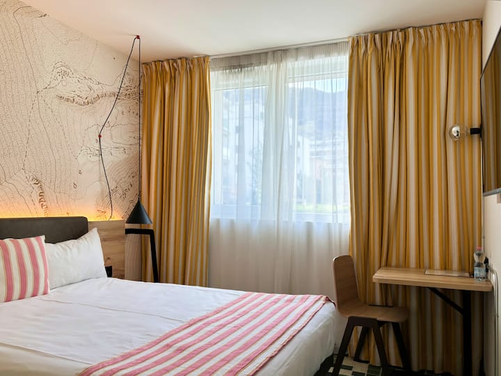 Chambre Moderne 011 à Sierre - Crans-Montana