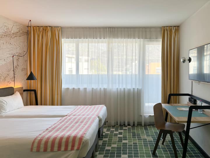 Chambre Moderne 302 à Sierre - Crans-Montana