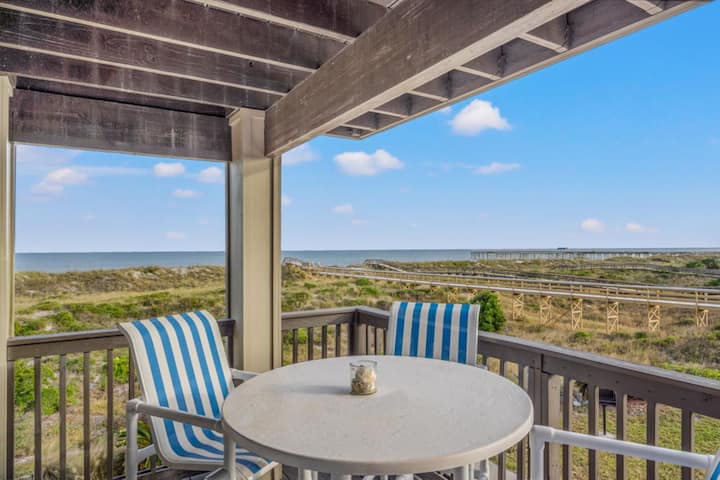 Closest To Beach In Sanddollar! Beachfront W/ Pool - Fernandina Beach, FL
