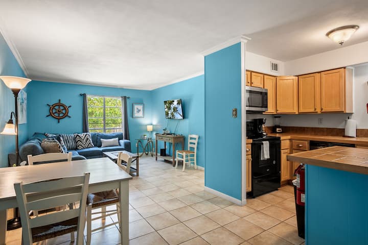 The Codfather- Family Friendly | 2 Minute To Beach - Port Aransas, TX