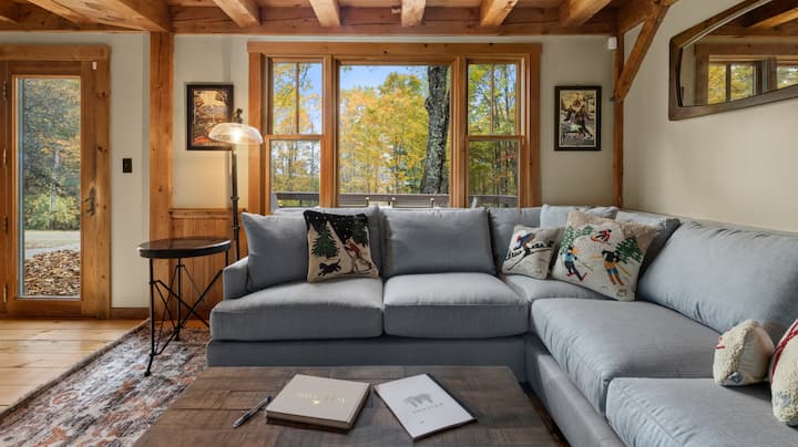 4br Classic Vermont Cabin W/ Fireplace, A/c, & Gri - Waterbury Village Historic District