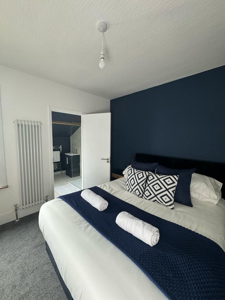 Moderne-maison-sdb Privée Avec Douche-house Close - Watford