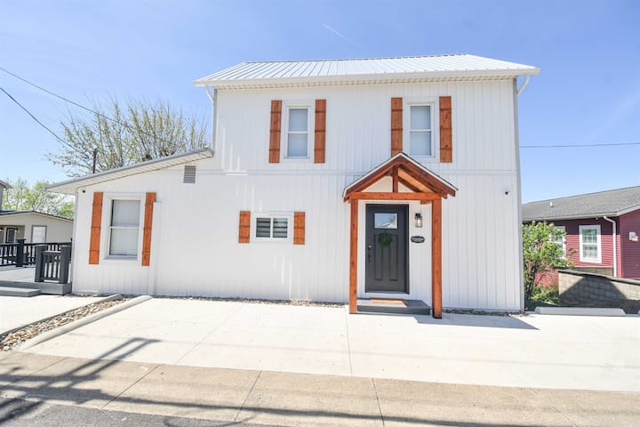 Charming Modern Amish Home, Walk To Local Food + F - Berlin, OH