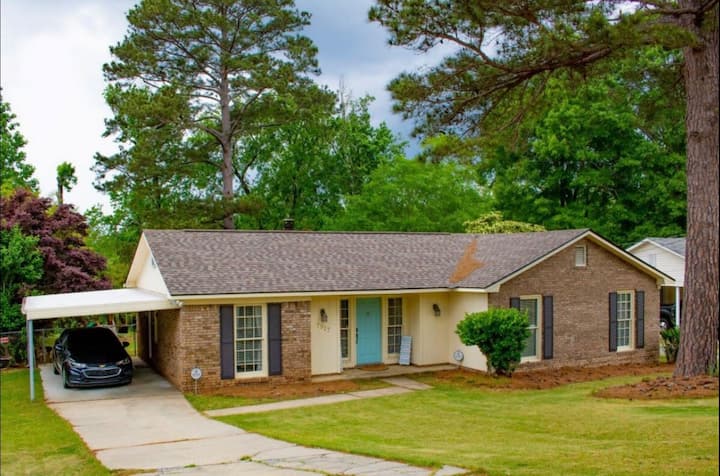 Charlie Mae's Cottage On Cleo - Columbus, GA