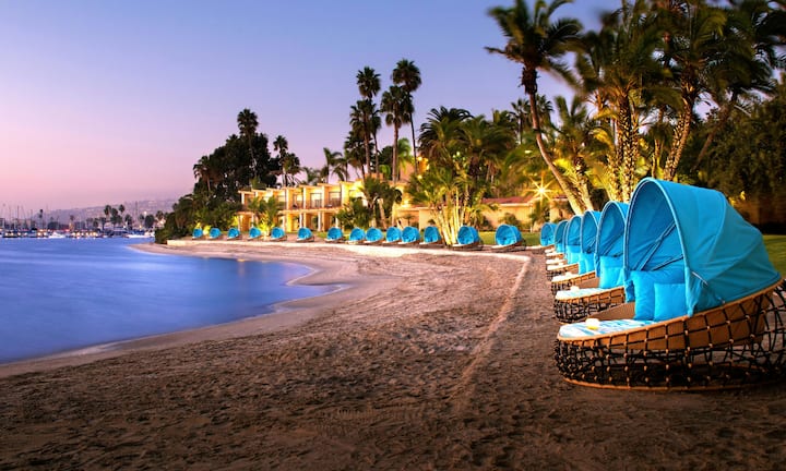 Perched On Scenic 14-acre Peninsula In Mission Bay - San Diego, CA