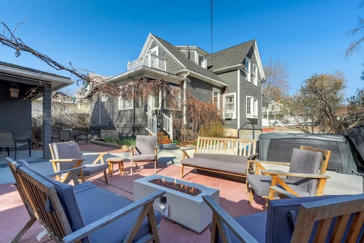 Elite Quarters Prime Location Downtown Hot Tub,bbq - Colorado Springs