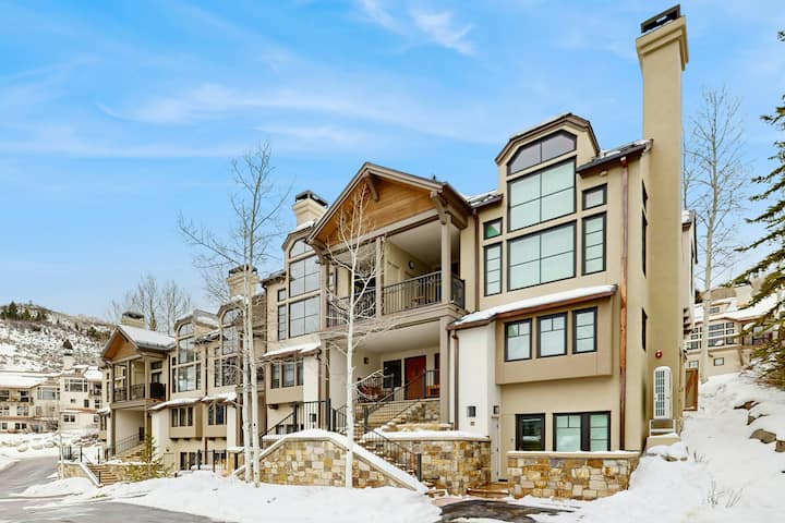 5br Grand Mountain View Home With A Hot Tub - Avon, CO
