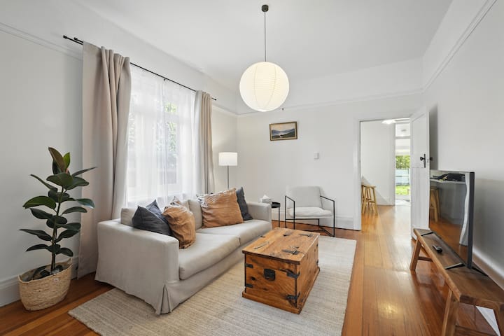 Hawthorne Sandy Bay - 3 Bedroom House - Hobart