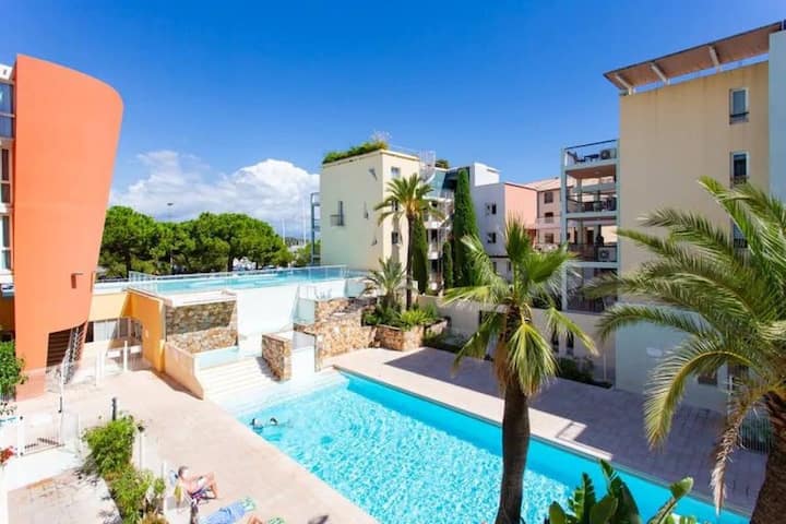 Mistral 6 Personnes Avec Terrasse, Vue Port - Juan-les-Pins