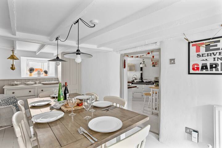 24 The Strand - Topsham