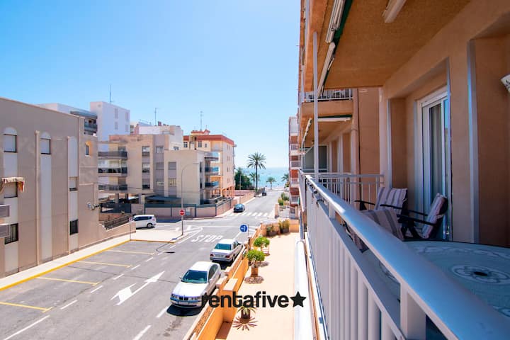 Rentafive - Frente A Centro Comercial - Reformado - Santa Pola