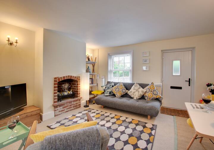 Larkrise - Cromer