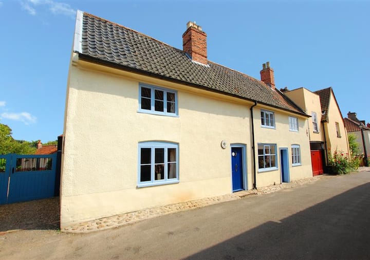 Half Moon Inn - Norfolk