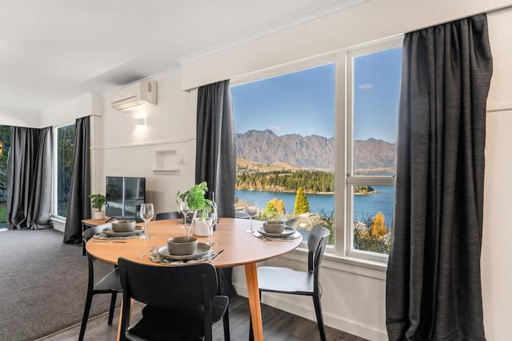 2 Bedroom Apartment, Walk To Town, Amazing Views! - Queenstown, New Zealand
