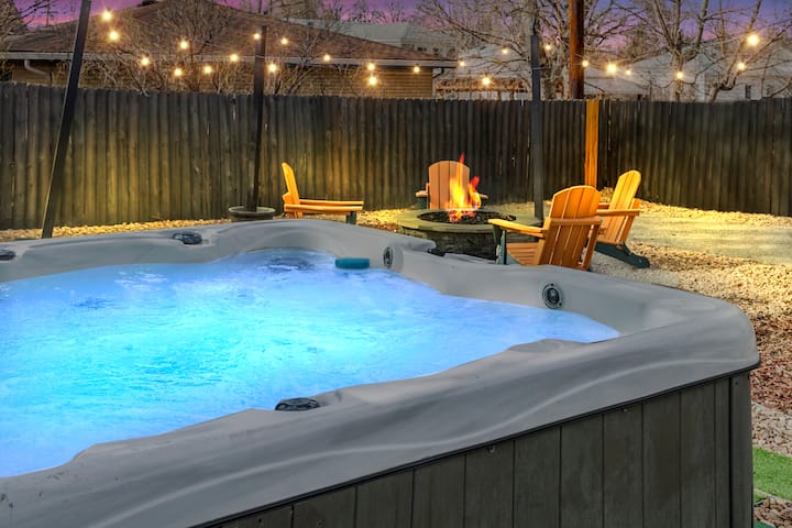 The Coloradical Crashpad With Hot Tub & Fire Pit - Wheat Ridge, CO