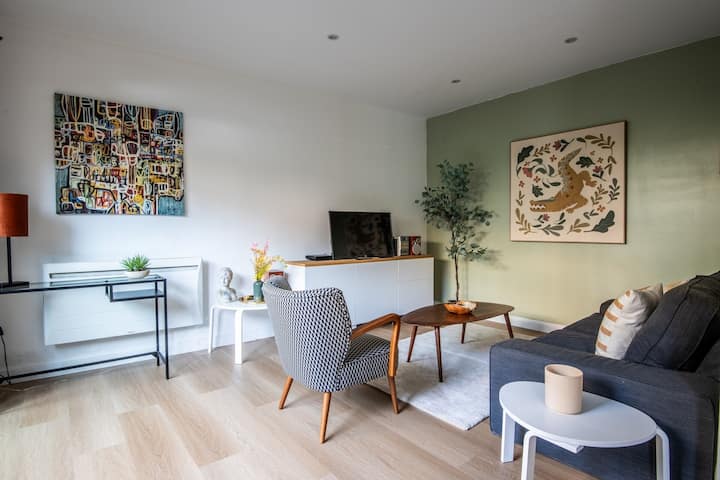 Grande Maison, Au Calme En Plein Centre-ville - Lille