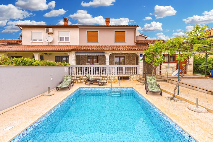 House 2322/109111 - Pula