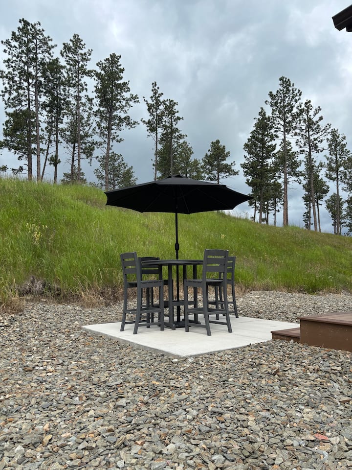 Gold Town Stay For Riders & Roamers! - Keystone, SD