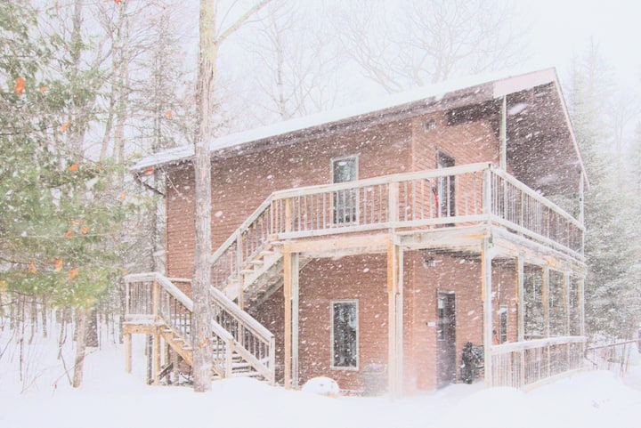 Woodland Lodging  |  Cozy Two-level Retreat - Bayfield, WI